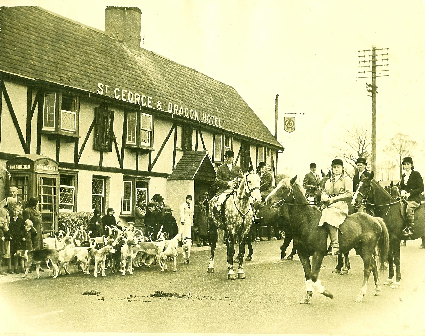 The Moor family at the St George and Dragon Inn 1946 onwards – RAF ...